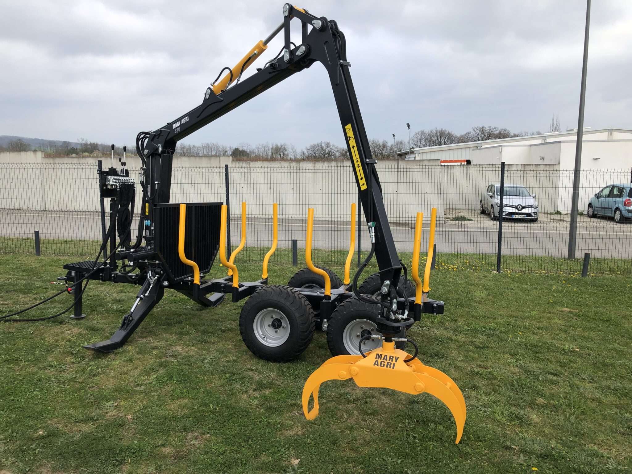 GRUE FORESTIERE 430 - MARY AGRI